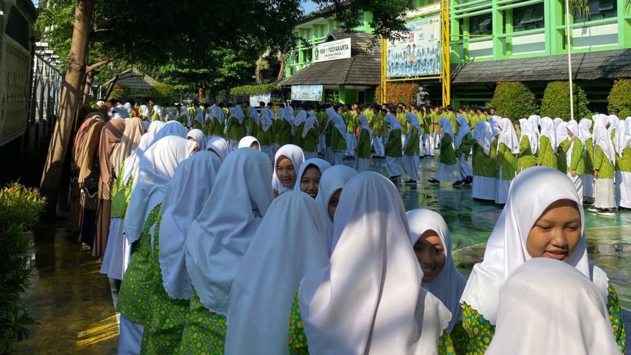 MAN 1 Yogyakarta Awali Kegiatan Pasca-Idul Fitri dengan Syawalan Halal ...