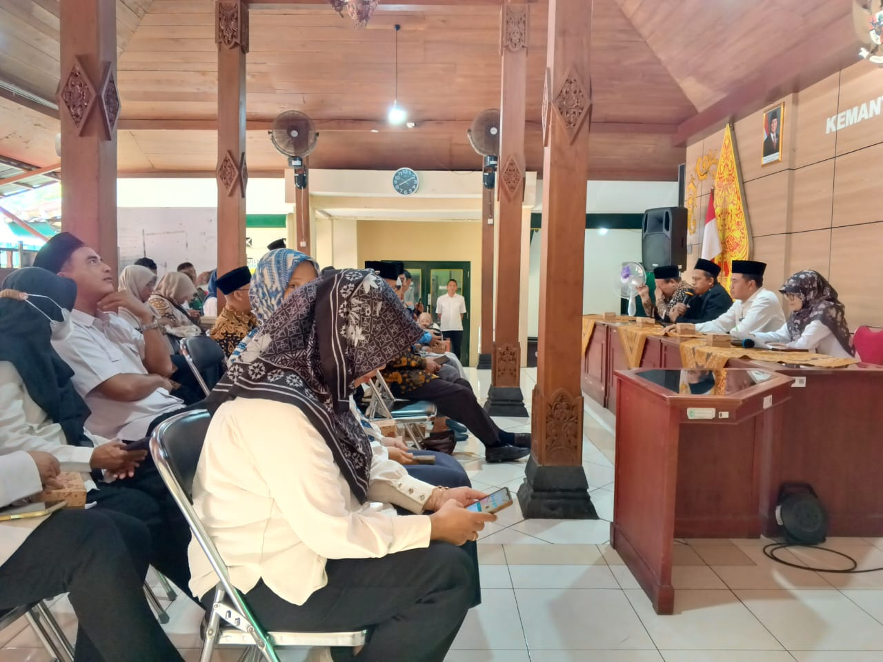 KUA Kraton Menyelenggarakan Pengajian Rutin Fokopimtren – Kantor ...